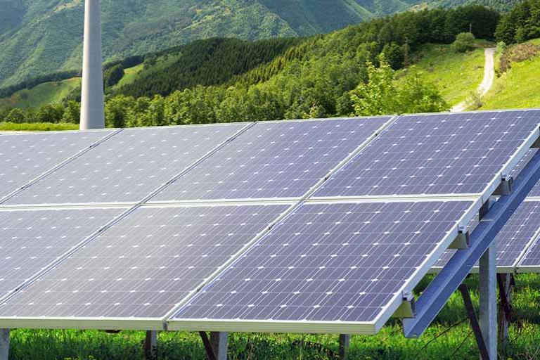 Photovoltaic & Solar Tape Solutions | Saint-Gobain